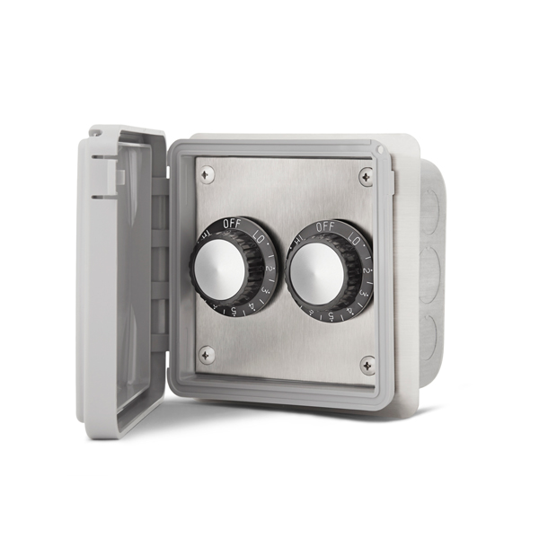 240V Infratech In-Wall Double Regulator Box with Cover | Woodland Direct