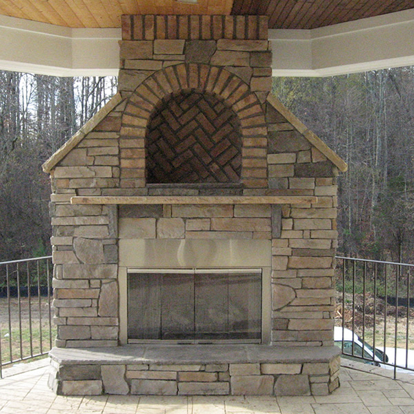 Elite Outdoor Custom Grande Classique Fireplace | Woodland Direct